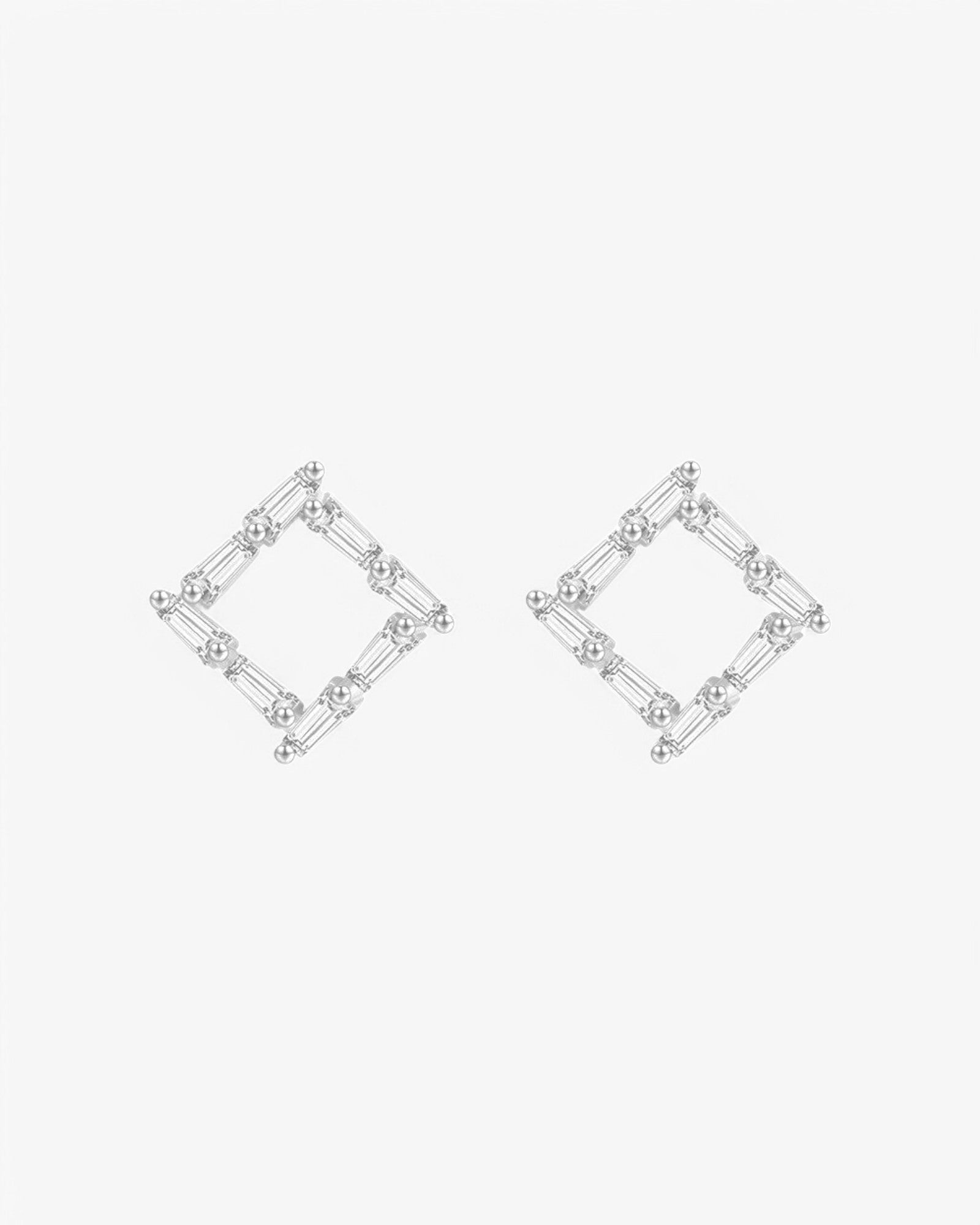 Timeless Refinement Earrings – DIAMORAY