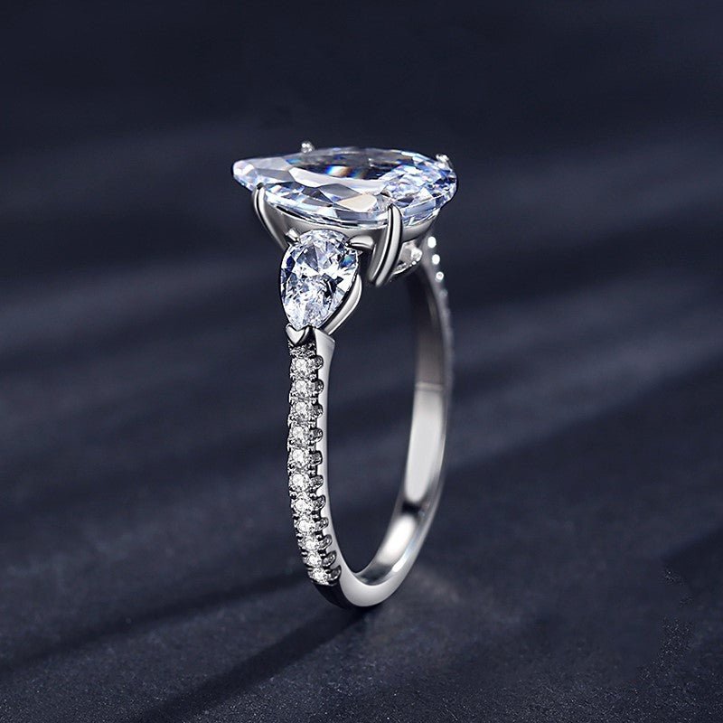 Ethereal Aurora Ring – Diamoray